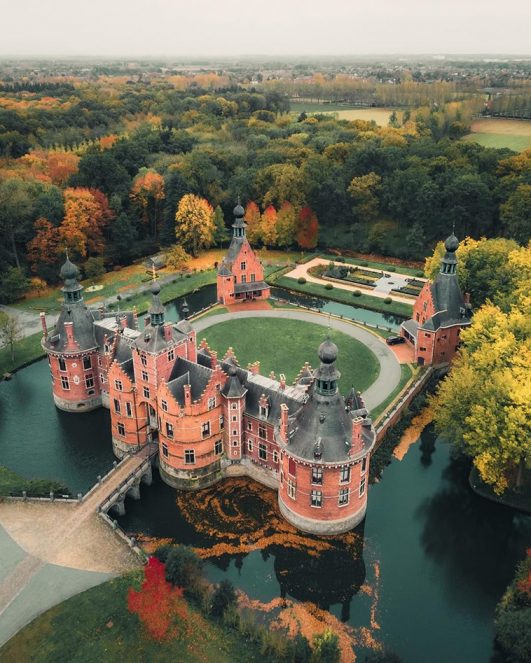 Enchanting Castles Straight Out of a Fairy Tale