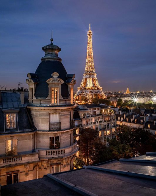 Photographer Captures Amazing Views From The Rooftops Of Paris
