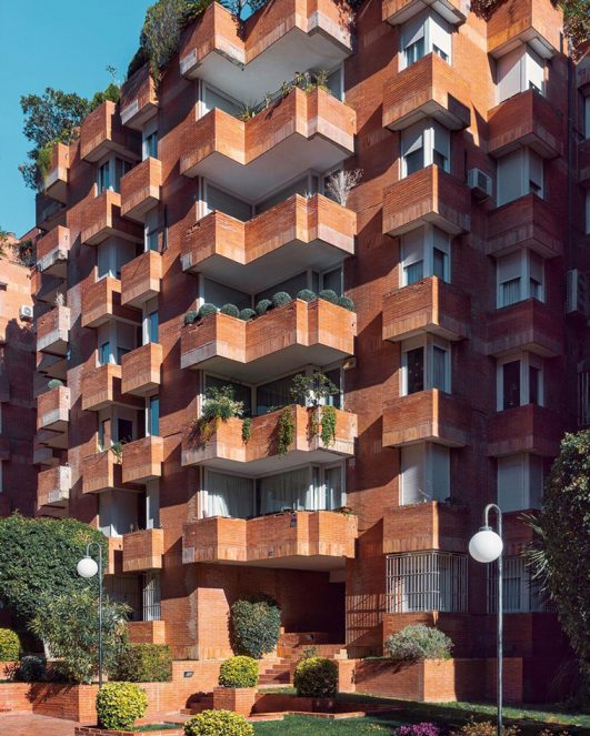 Photographer Captures Unusual Designed Buildings Around Europe