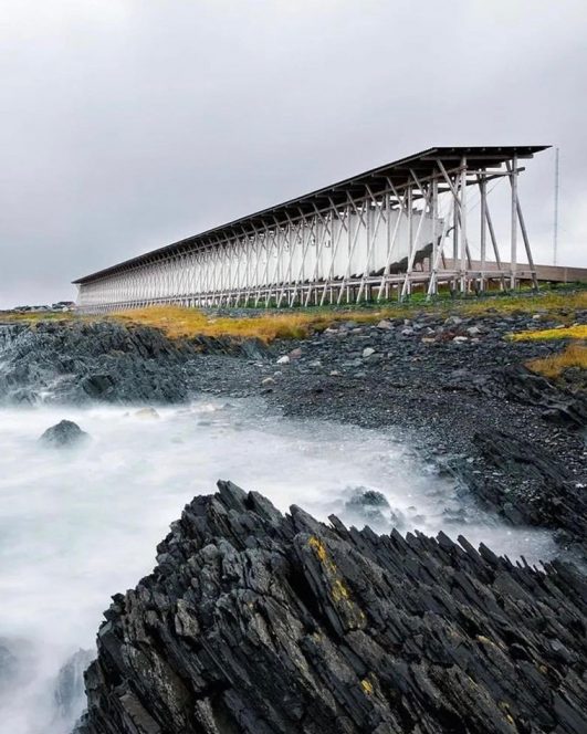 Famous Monuments And Memorial Buildings Around The World